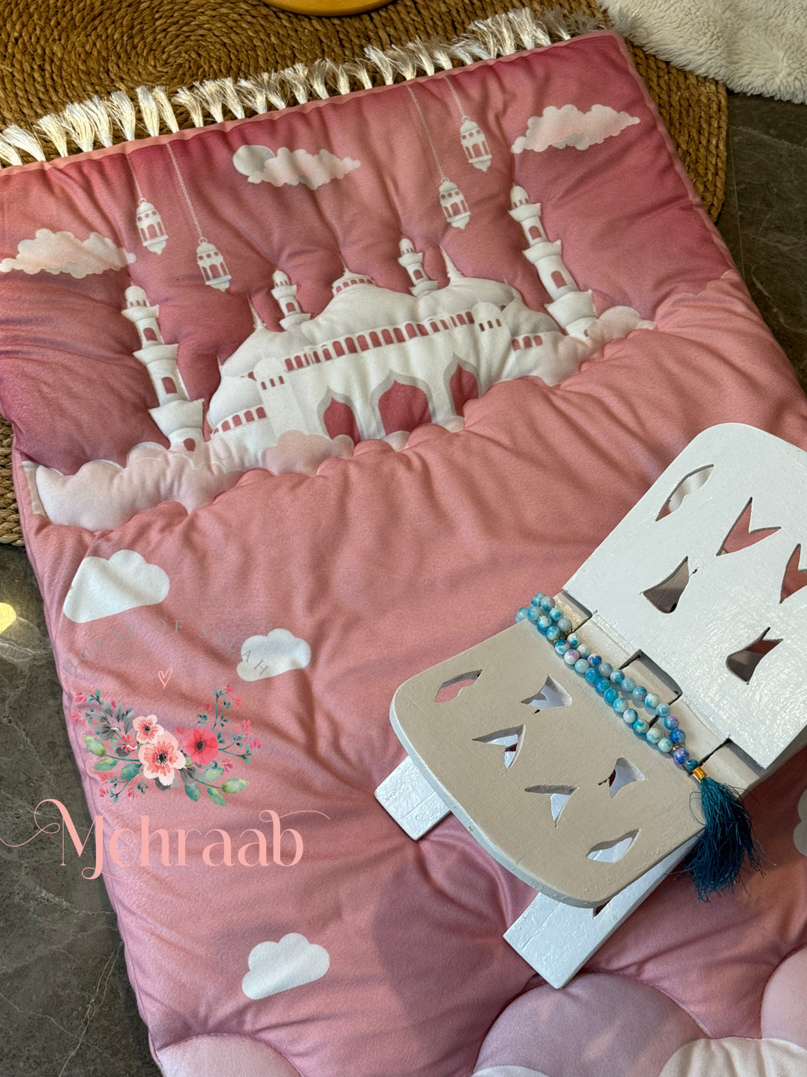 K06:Kids janamaz in Pink with white mosque – Mehraab